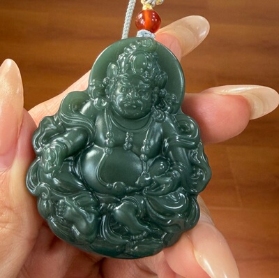 新疆和田沙枣青籽料财神挂件 项链小挂件 玉石雕刻培训学校05078