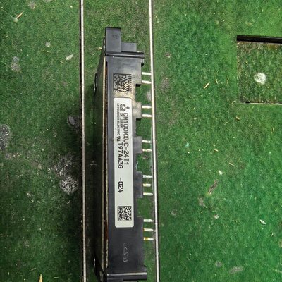 出1个CM100MXUC-24T1--议价商品