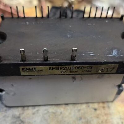出富士原装拆机模块6MBP20JB060-03，20A 60--议价商品
