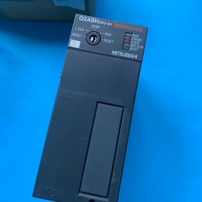 三菱PLC模块Q2ASHCPU-S1 带，正常拆机 成色--议价商品