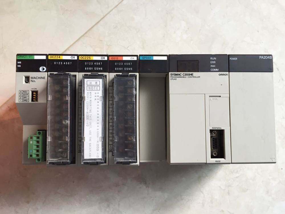 C200H-ID217C200HW-BC081-V1BC031C200HE-CPU42-EOMRONPLC