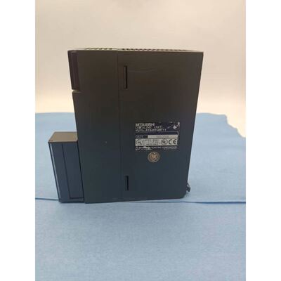 PLC模块A1SJ61QBT11 实物图（ ）