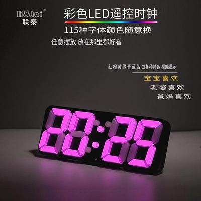 新款3D立体闹钟七彩变色闹钟LED数字时钟墙面挂钟闹钟创意