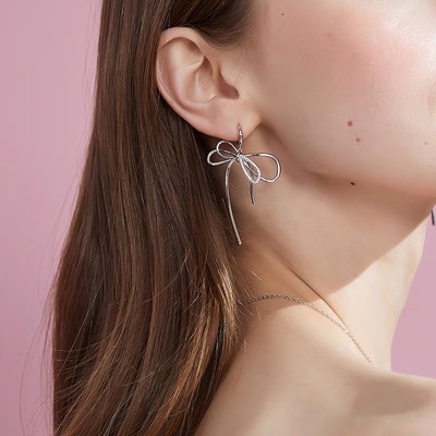 GlamEver耳钉丝带蝴蝶结耳环送女友礼物小众设计感高级耳饰