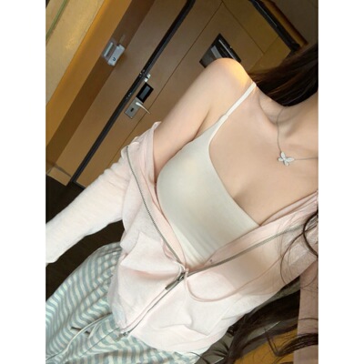 POET WONG【必囤系!】夏日伴侣 含胸垫天丝吊带修身弹舒适无束缚