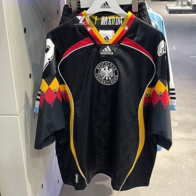 adidas三叶草德国队V领短袖球衣
