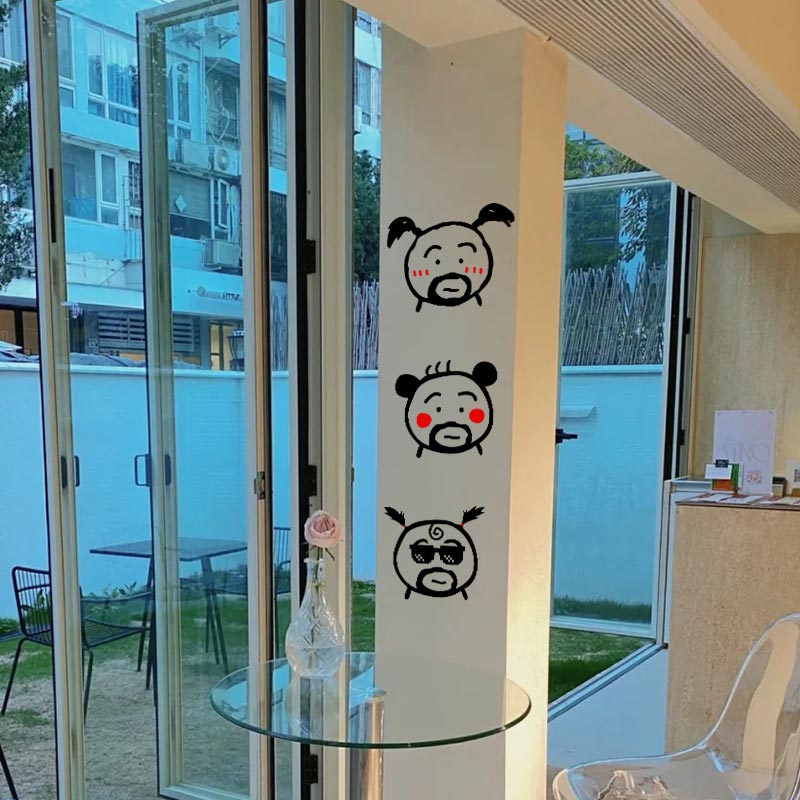 络腮萌妹网络搞怪可爱表情墙贴纸浴室门窗冰箱马桶盖店铺橱窗装饰