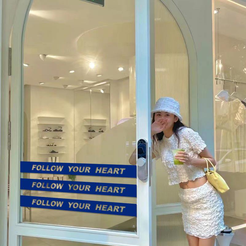 Follow Your Hear北欧ins风玻璃装饰腰线贴 网红克莱因蓝背景墙贴
