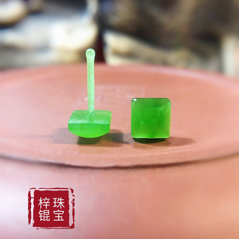 防过敏养耳洞玉石一体耳钉和田玉立体方形耳棒耳棍天然玉睡觉不摘
