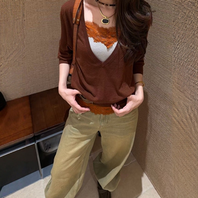 V+.COMV领针织衫蕾丝吊带套装