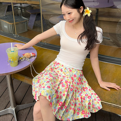 1ess la mode清纯小白花!正肩大U领透感慵懒纯欲纯色上衣短袖t恤