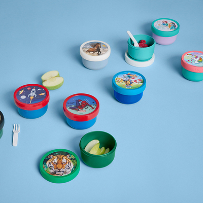 荷兰产Mepal 卡通密封防漏儿童学生小号水果盒子上学便当盒带叉子