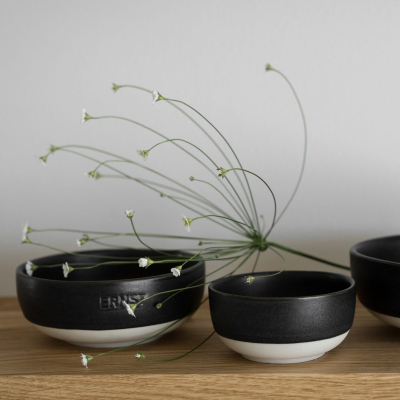 瑞典代购 Ernst 黑色天然粗陶瓷字母饭碗沙拉碗饭碗日式甜品小碗