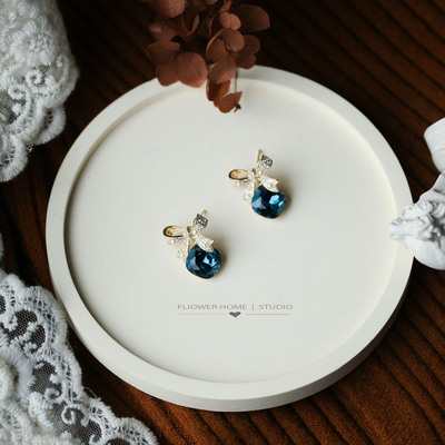 花宿studio 莫蓝~精致设计感轻奢高质感蓝色钻蝴蝶结耳环耳钉闪亮