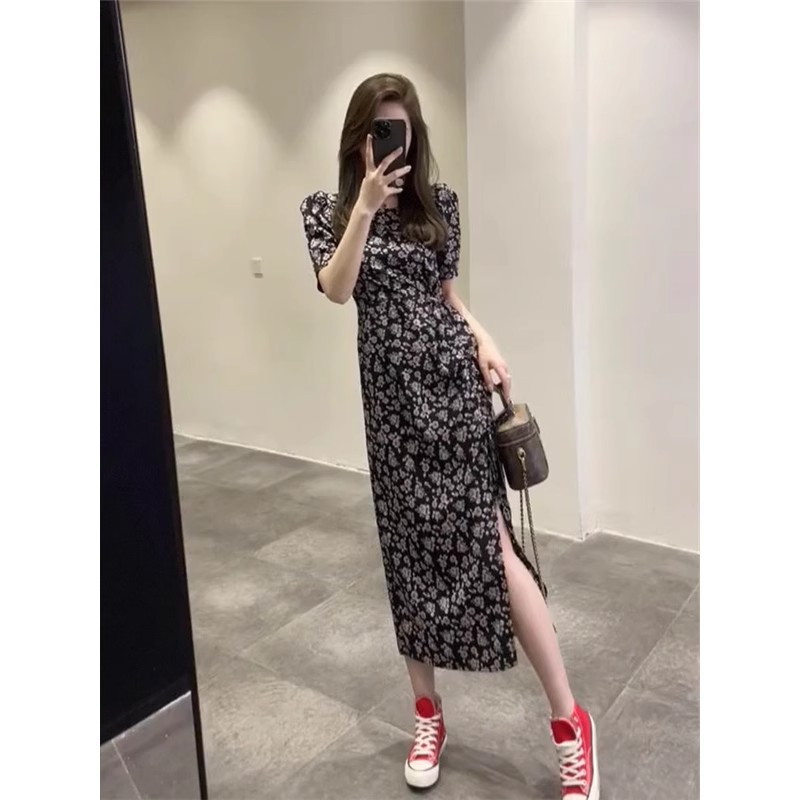 法式高级感黑色碎花连衣裙女2025新款夏季今年流行的漂亮显瘦裙子