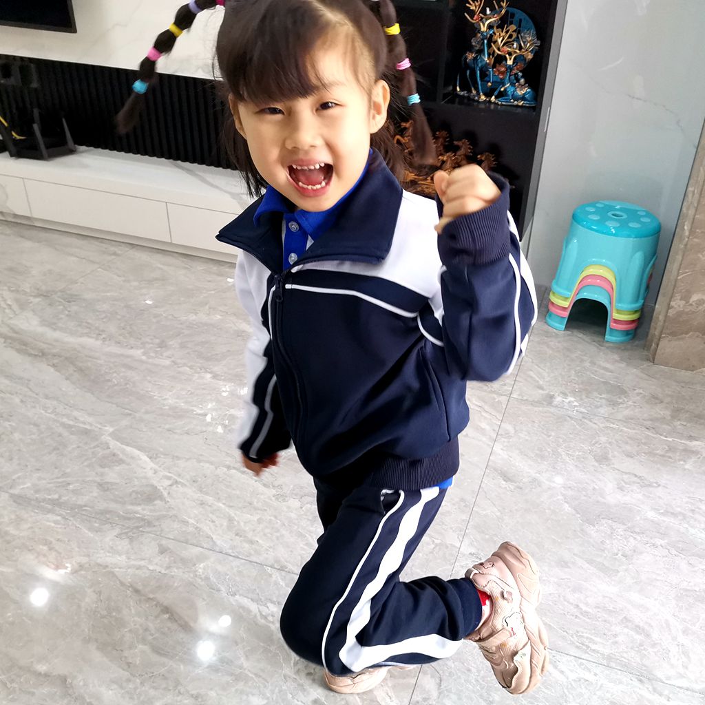 深圳校服迷你儿童版小宝宝网红冬款冬季装运动服幼儿园服校服套装