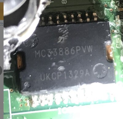 MC33886PVW MC33886 HSOP-20 原装正品 汽车电脑板驱动器芯片