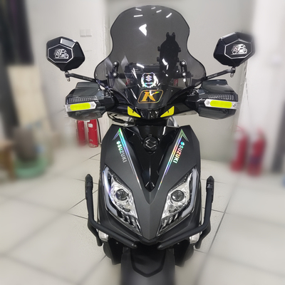 适用于铃木US UE UY125车头拉花防水改装摩托车贴花反光车身贴纸