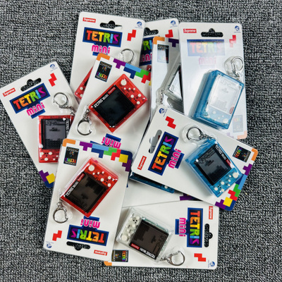 现货 24SS SUPREME TETRIS MINI俄罗斯方块掌机游戏机钥匙扣