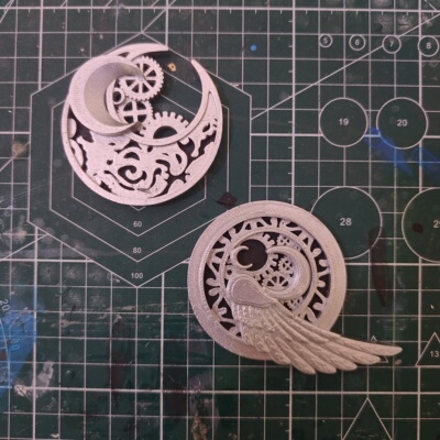 AveMujica颂乐人偶6th新服设徽章