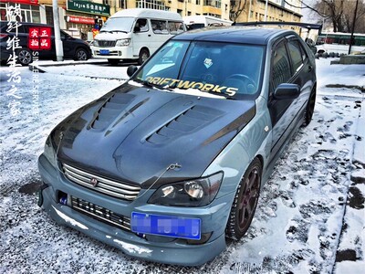 适用于雷克萨斯IS200 altezza咬地鲨改装碳纤维开孔机盖 碳纤头盖