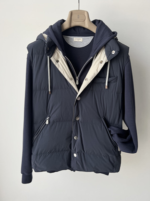 秋冬新品BC羽绒马甲 2024 秋冬款灰色撞色皮头帽绳