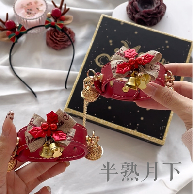 圣诞sp小狗礼盒项圈牵引手链铃铛礼盒套装