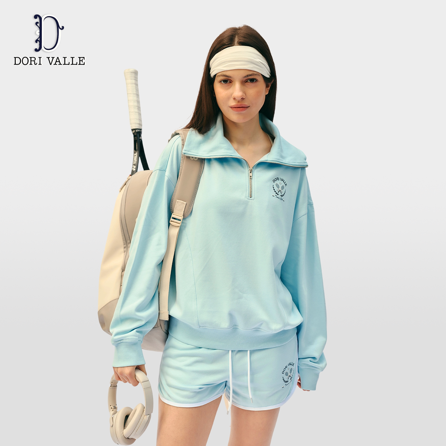 Dori Valle 翻领设计宽松落肩袖松弛感印花logo套头收腰卫衣女生