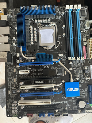 华硕P7P55 WS Supercomputer