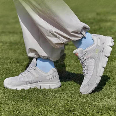 Skechers斯凯奇新款女士户外运动鞋网布防舒适回弹耐磨百搭180271