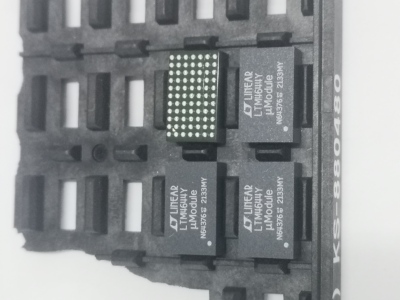 LTM4644IY#PBF LTM4644Y BGA-77 DC电源模块 开关稳压器 全新原装