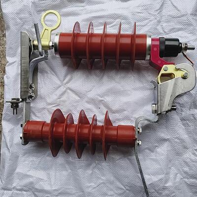 10KV带电检修氧化锌避雷器YH5WS-17/46.4DL