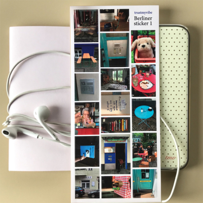 TrustMyVibe装饰贴纸拼贴素材