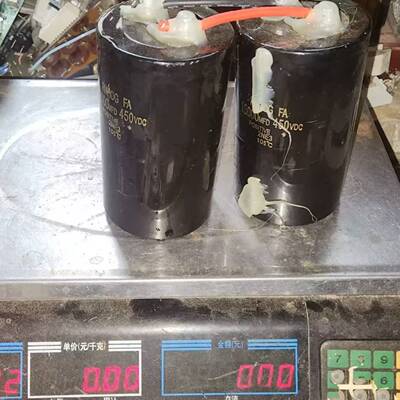 可维修450V15000uf电容一对，1400V100uf电容一个议价