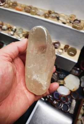 东海本地老水晶原石开窗景石万花筒摆件标本消磁重401.2克