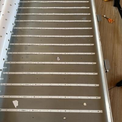 厦华A6PA681灯条电视机背光