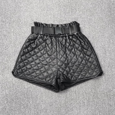 绵羊皮短裤女菱格加厚棉皮裤松紧腰带腰带真皮短裤高腰2026冬新款