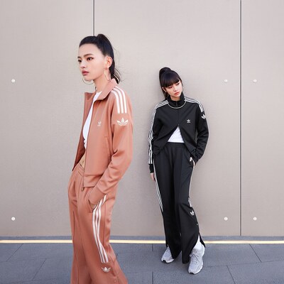 Adidas阿迪达斯RETRO TF PANT W女经典复古针织宽松运动裤JI7539