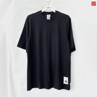 光雨体育--阿迪达斯 男子 夏季 简约宽松休闲运动短袖T恤 IC4104
