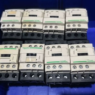 议价LC1D25 旋耐德交流接触器，八个，380单价68元，没