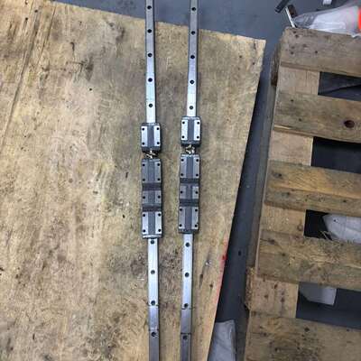 议价THKsr20滑块组合高度28mm   导轨长  86可维修