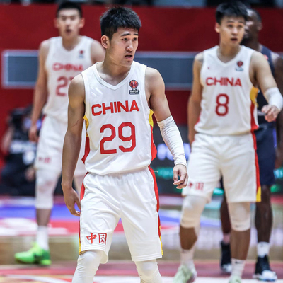 22年亚洲杯球衣中国队赵睿8号