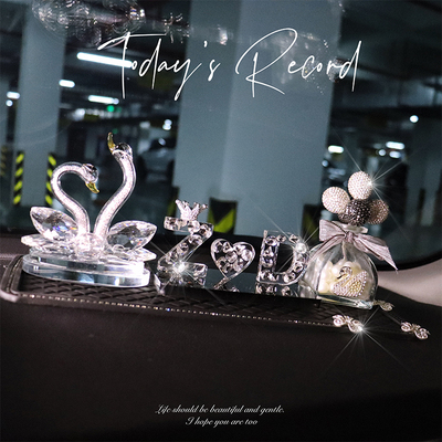 汽车摆件车载香薰装饰品