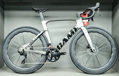 26款CAMP坎普ACE7000pro碳纤维公路车KOMCAS康卡斯碳辐条碳轮油碟