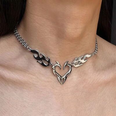 Stainless Steel Silver Color Thorn Heart Choker Necklace For