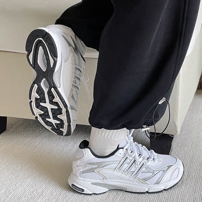 Adidas阿迪达斯TEMPER RUN 2男女款复古经典运动休闲跑步鞋IH0402