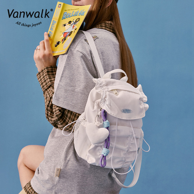 走少女商店褶皱云朵双肩包