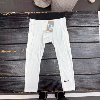 Nike Dri-FIT 耐克男训练健身篮球运动休闲七分紧身裤FB7951-100