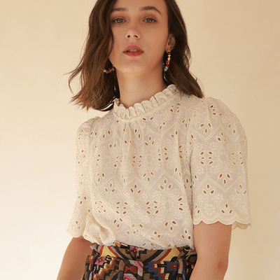 复古棉刺绣木耳立领泡泡袖衬衫