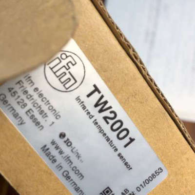 IFM测温传感器，TW2001 易福门 红外线温度传感器